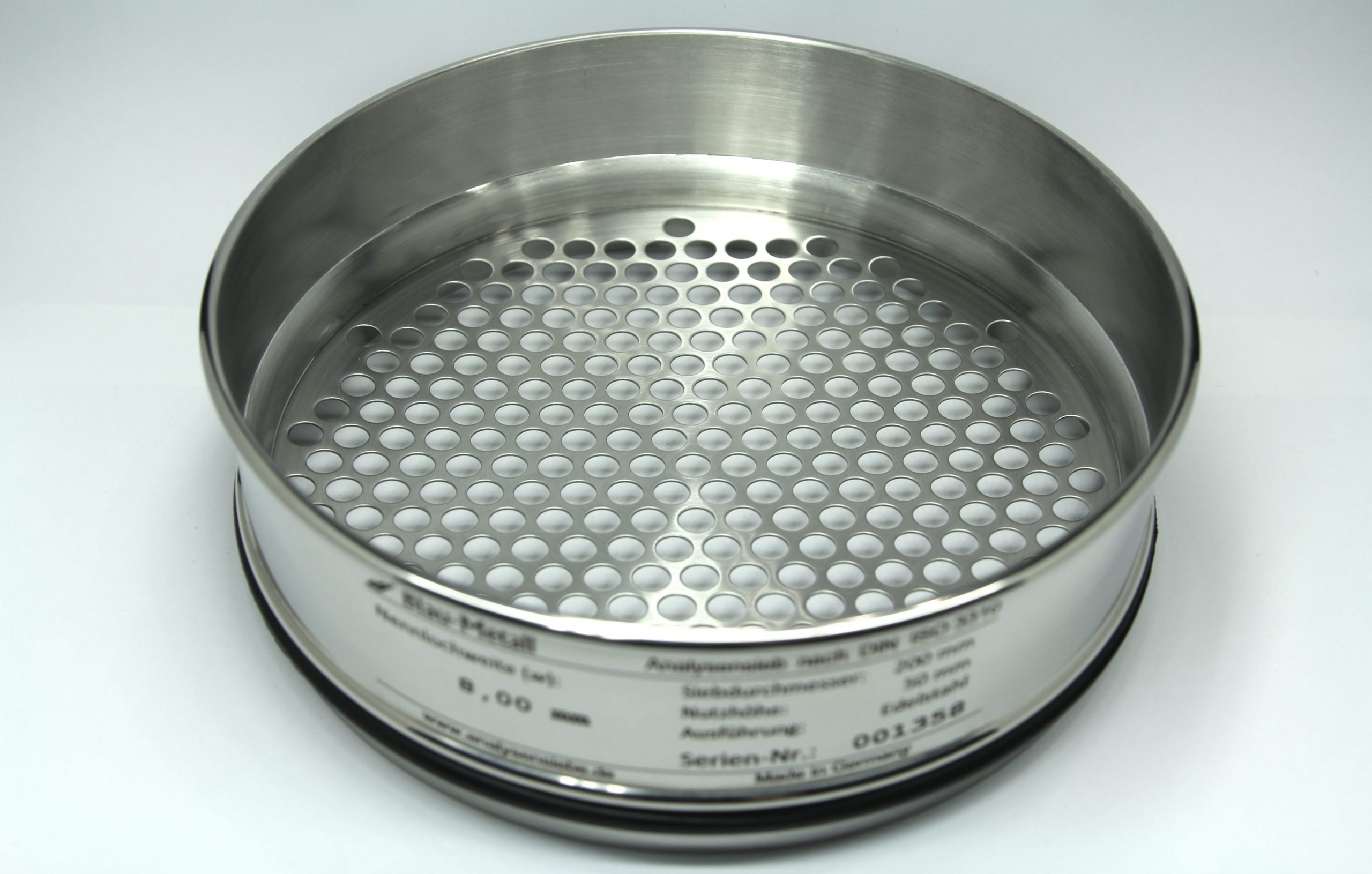 Test Sieve ISO 3310, Round Apertures 8.00 mm - ISO 5223 eStore